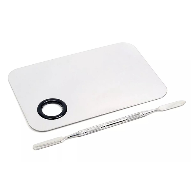 Paleta mixare fond de ten si farduri cu spatula - CLASStitude
